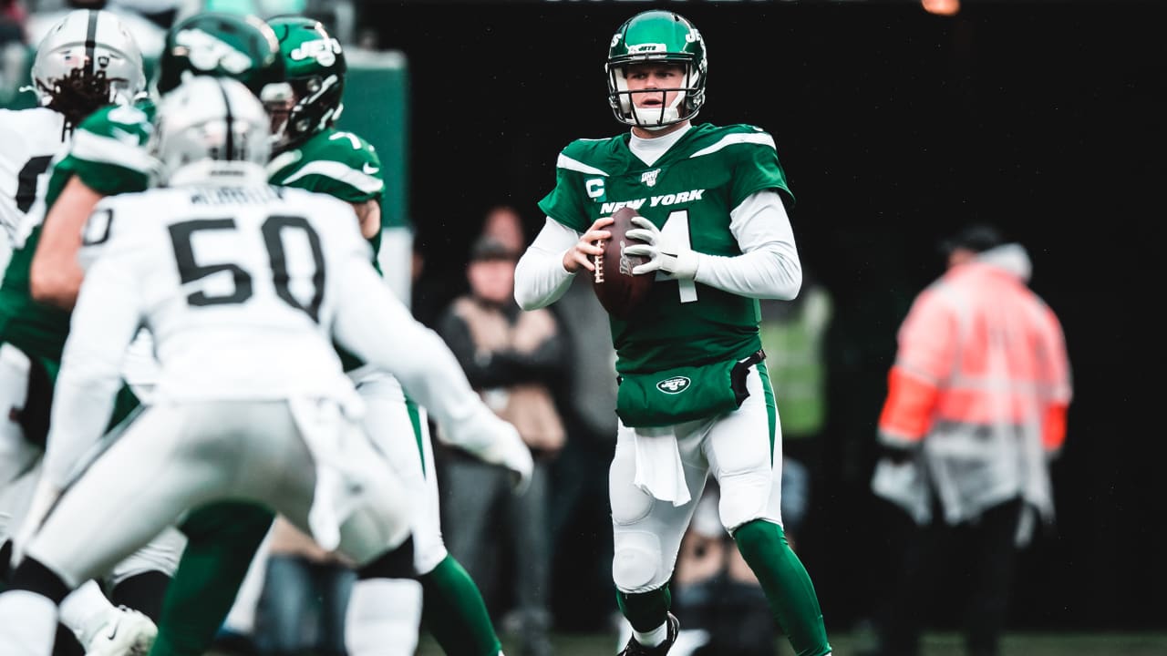 Jets vs. Raiders Game Preview: Sam Darnold Staying Focused on the Moment at Hand