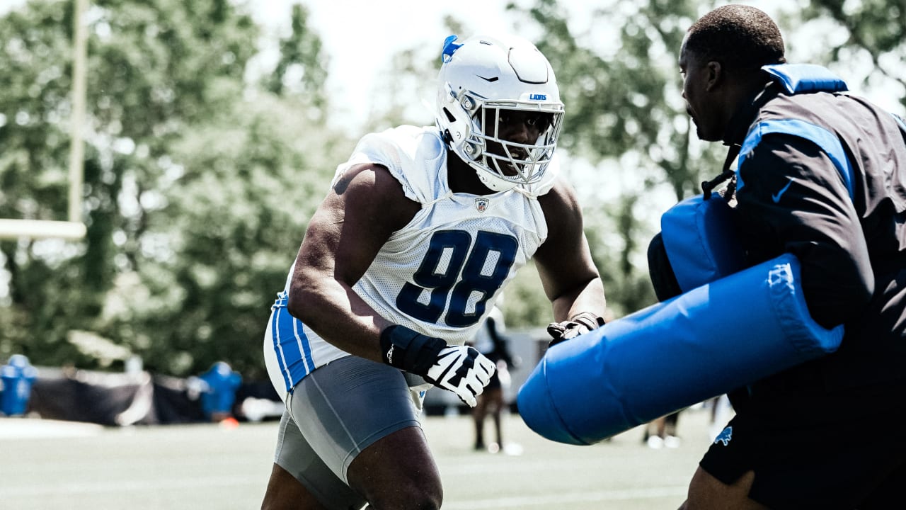 GET TO KNOW: Detroit Lions defensive lineman Brodric Martin