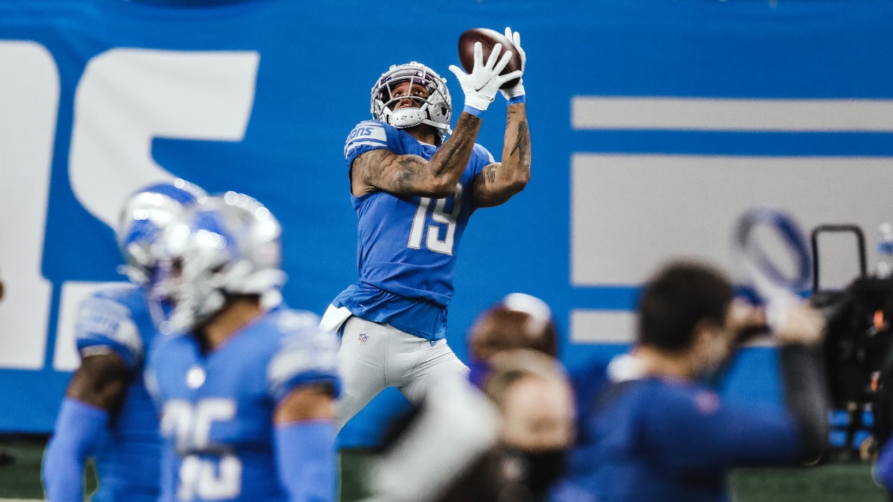 Lions WR Kenny Golladay ruled out for Sunday, ending his season