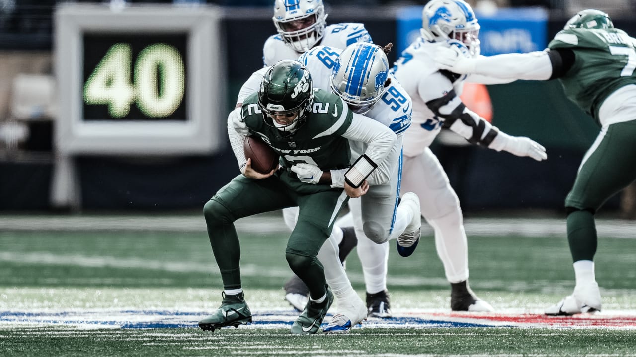 HIGHLIGHT: Houston goes unblocked for third-down sack on Wilson