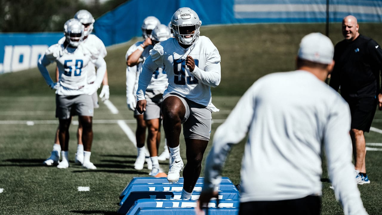 Get to know: Defensive end Josh Paschal