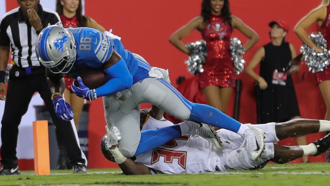 HIGHLIGHT: Rudock completes the comeback with a 5-yard TD pass to Lucas