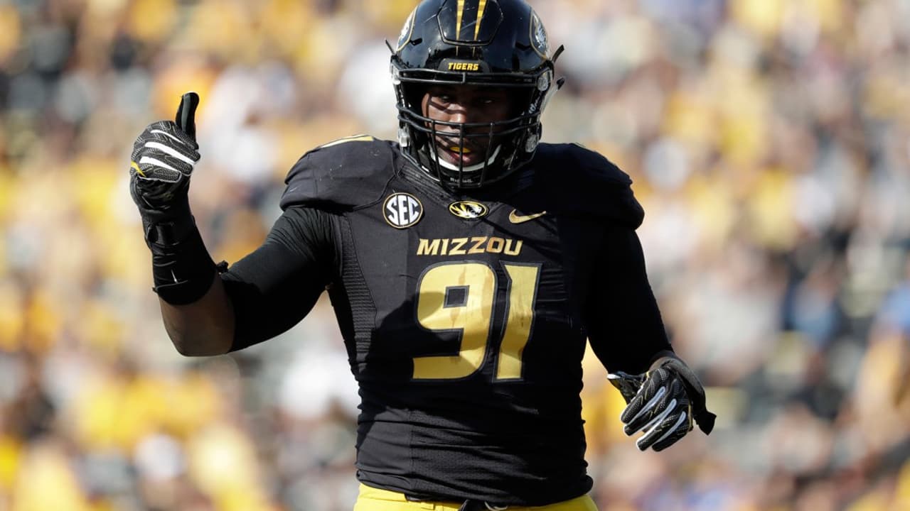 Meet the prospect: Charles Harris photos