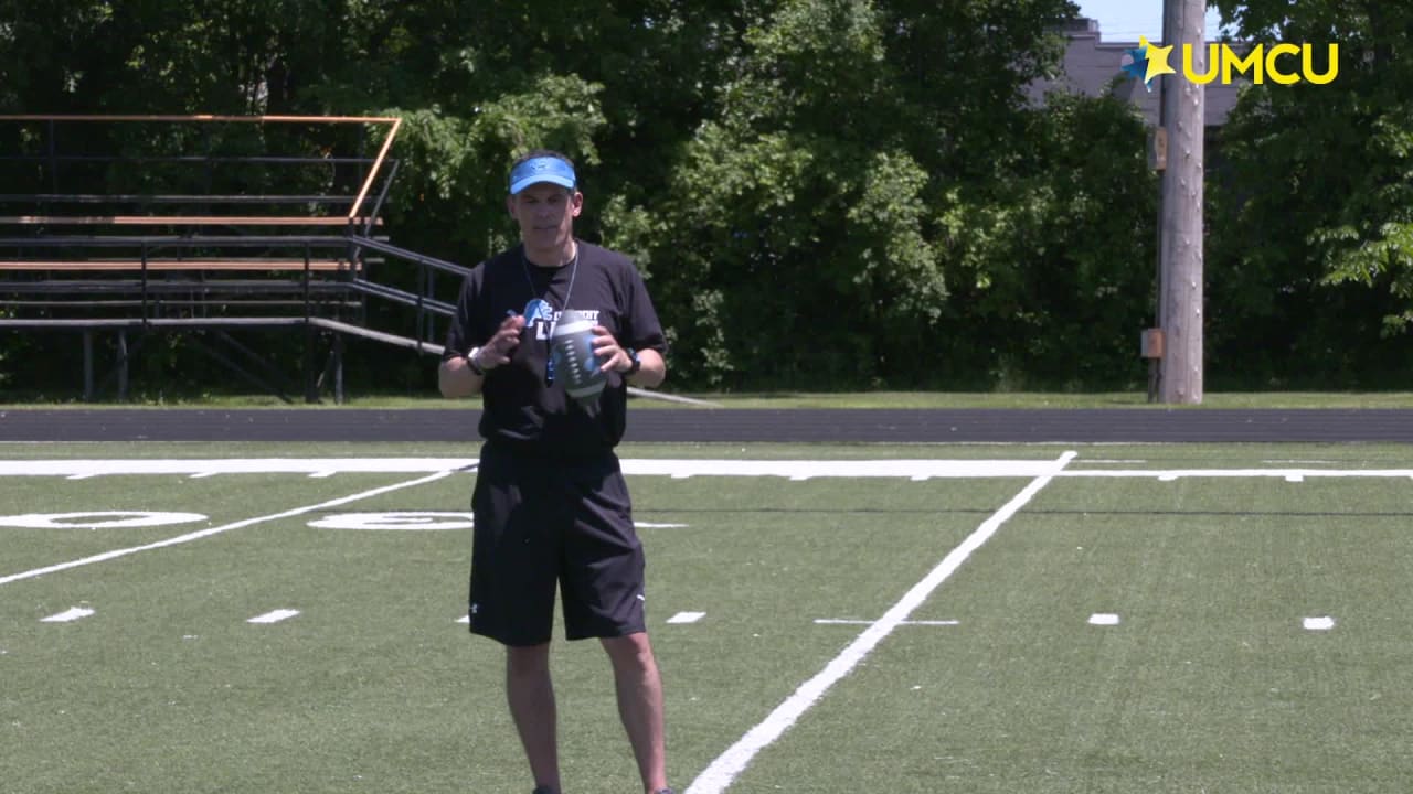 QB - Movement Throwing Drills - Sprint Out