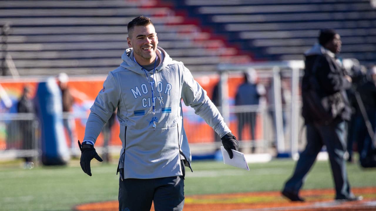 Coombs settling into his new role as special teams coordinator