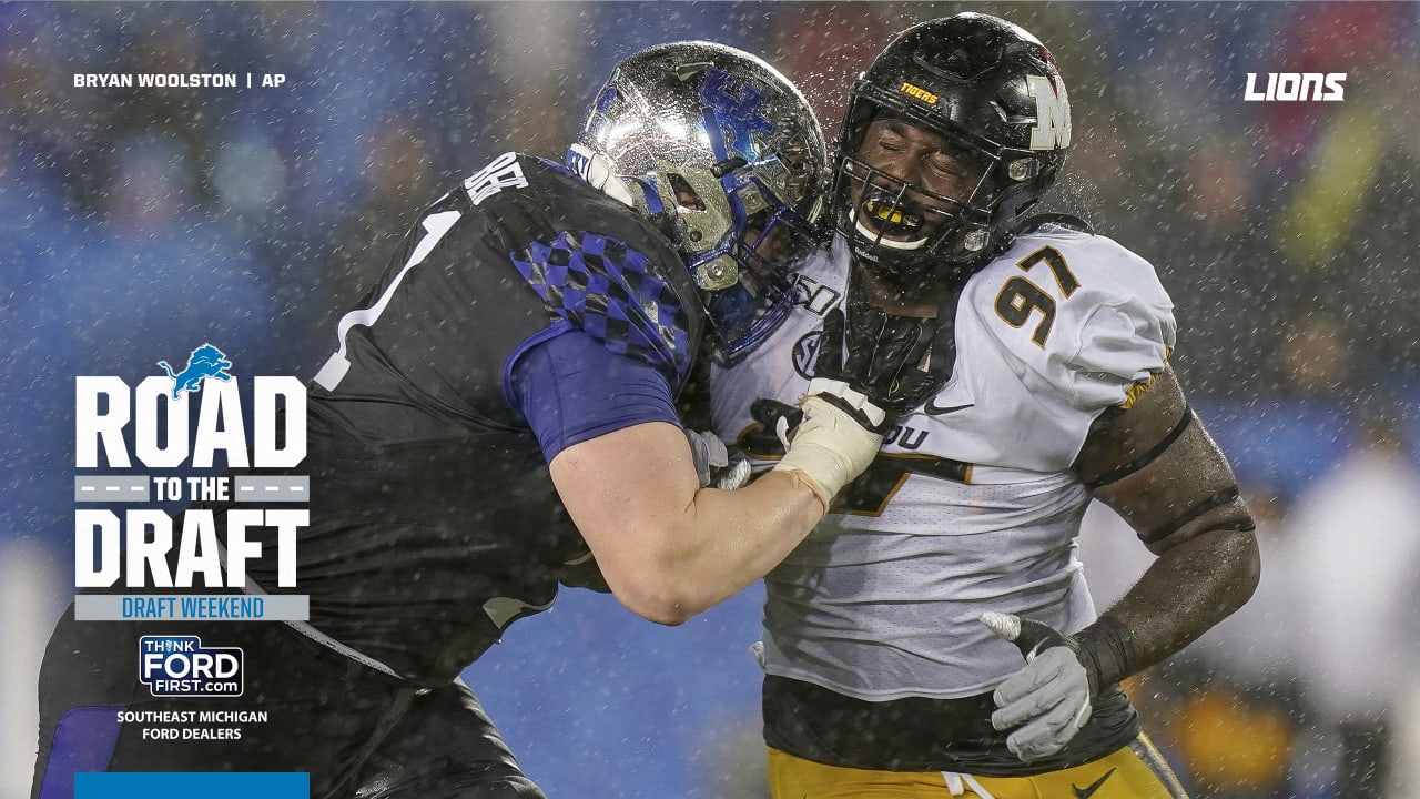 A CLOSER LOOK: Guard Logan Stenberg