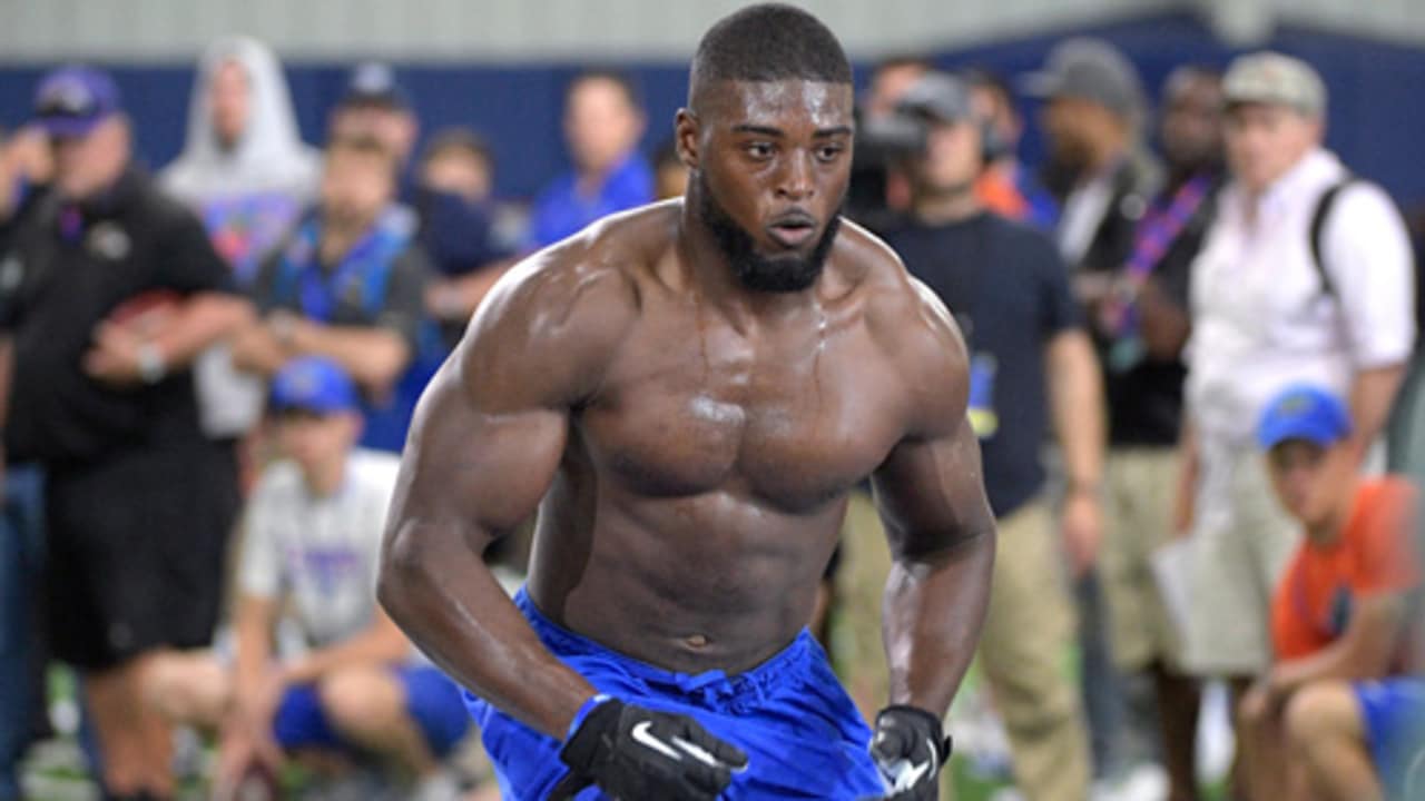 A CLOSER LOOK: Linebacker Jarrad Davis