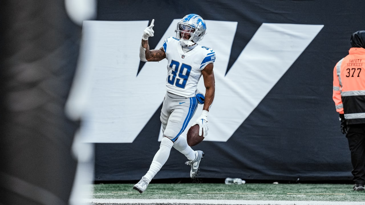 HIGHLIGHT: Jacobs intercepts Wilson to extend Lions' takeaway streak