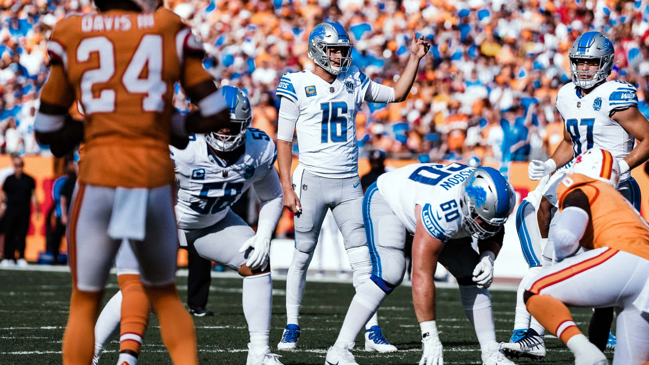 NFC NORTH: How the quarterbacks have fared so far this season