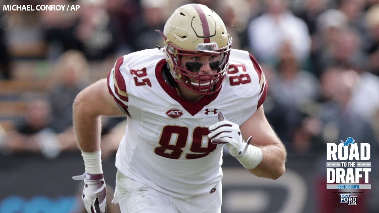 Tommy Sweeney hopes his versatility sets him apart from other tight end ...