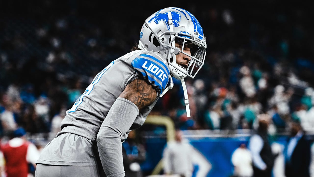 Detroit Lions WR Josh Reynolds (back) returns to practice Thursday