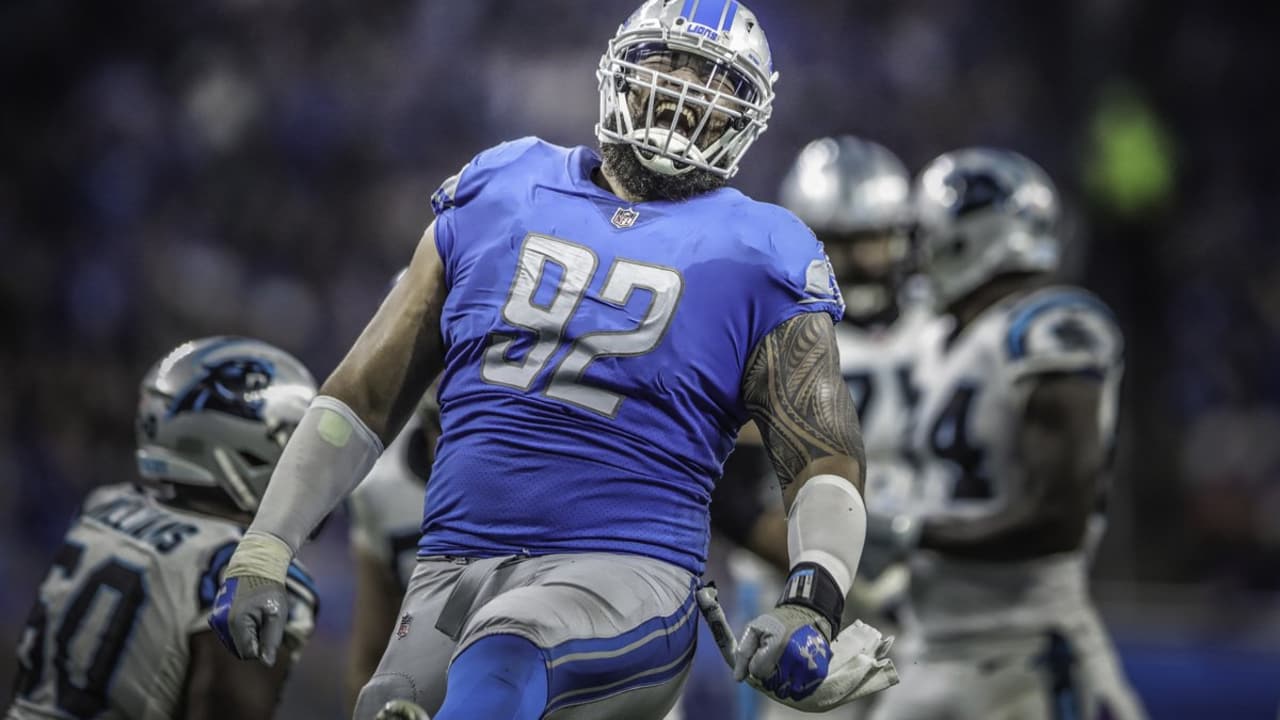 2017 defensive line photos