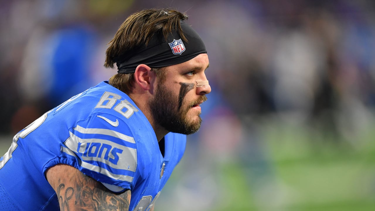 Lions exercise fifth-year option for T Taylor Decker
