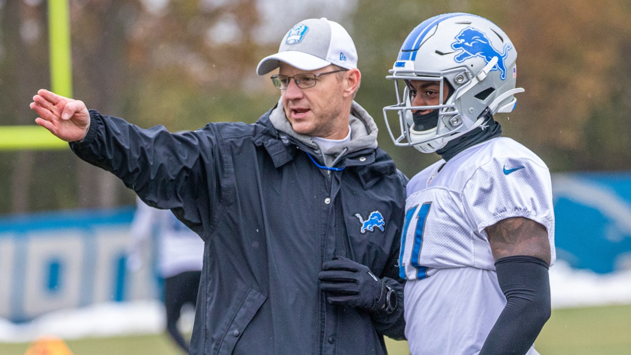 TWENTYMAN: Bevell keeping offense going despite injuries