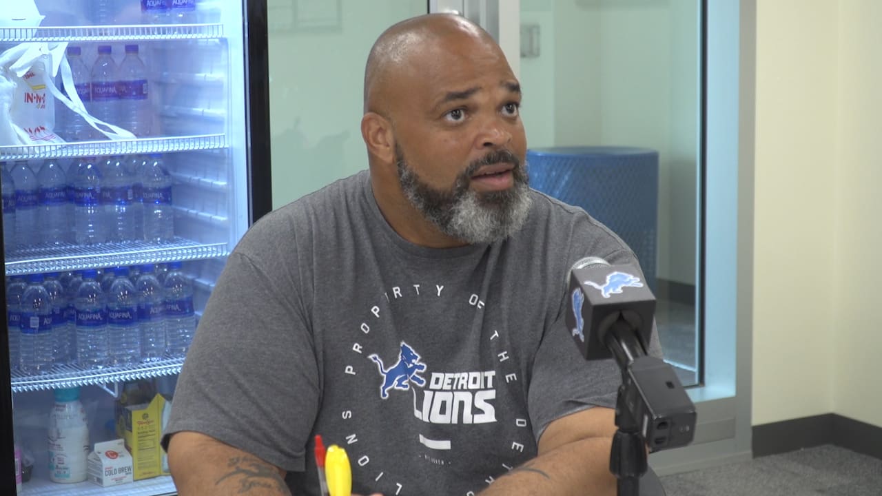 Davis on Defensive Line