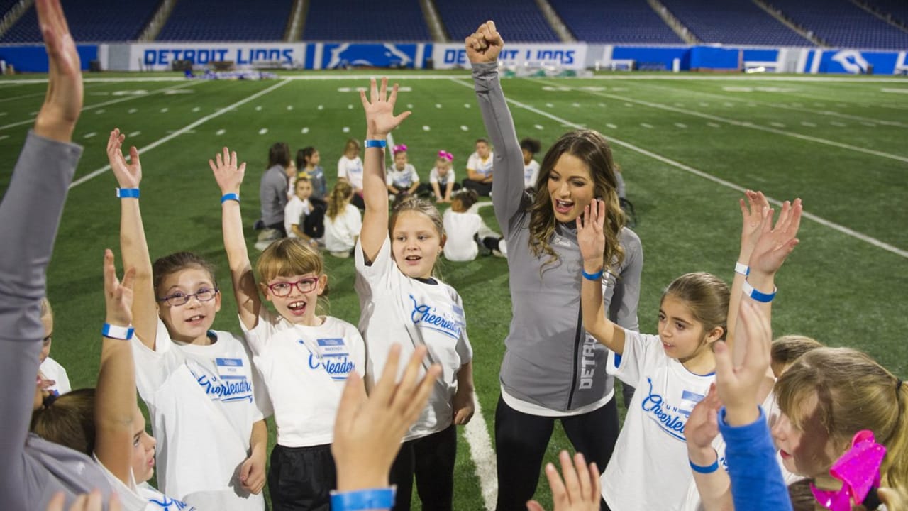 2017 Junior Cheer Clinic Day 1 photos