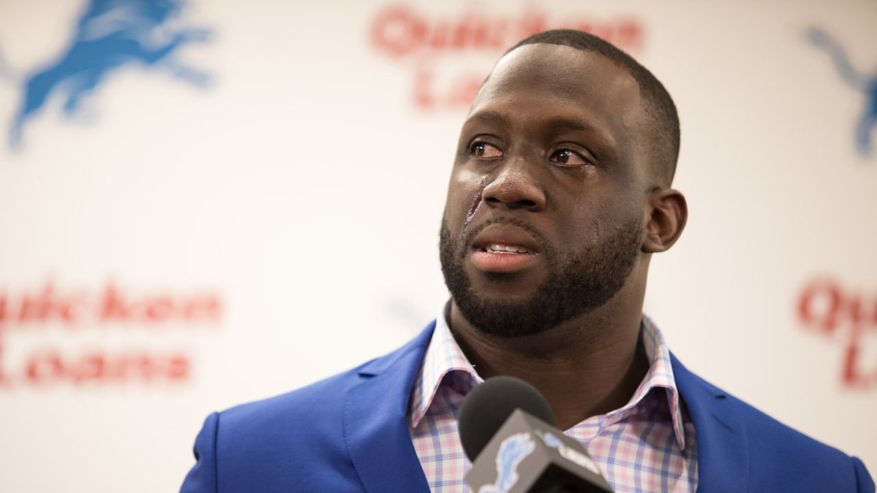 Stephen Tulloch retirement press conference