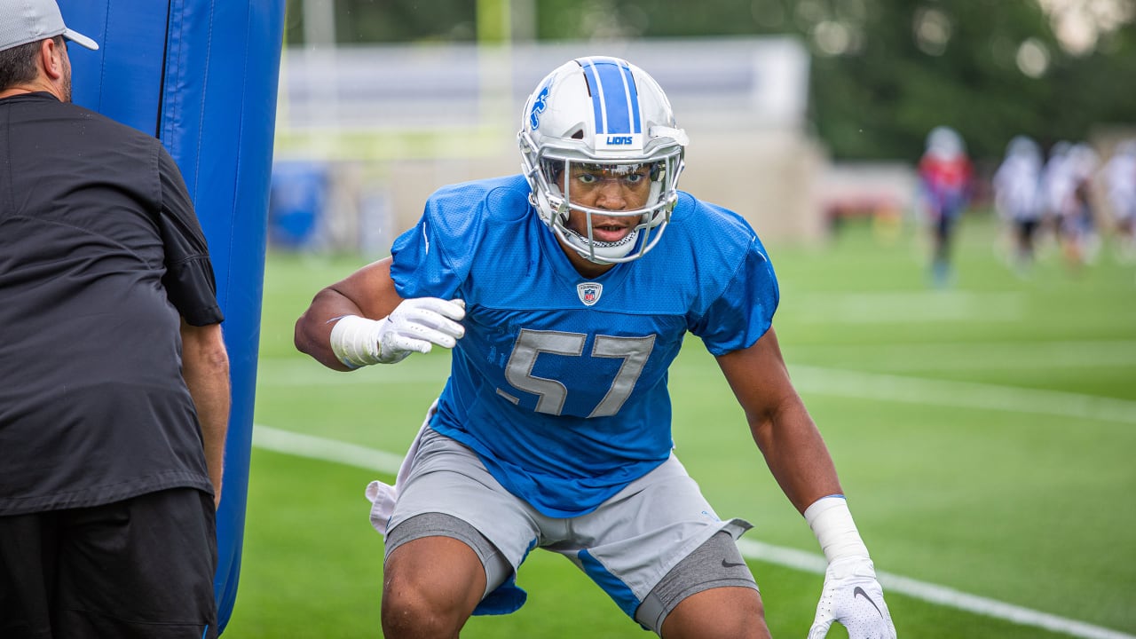 Lions sign LB Anthony Pittman to active roster