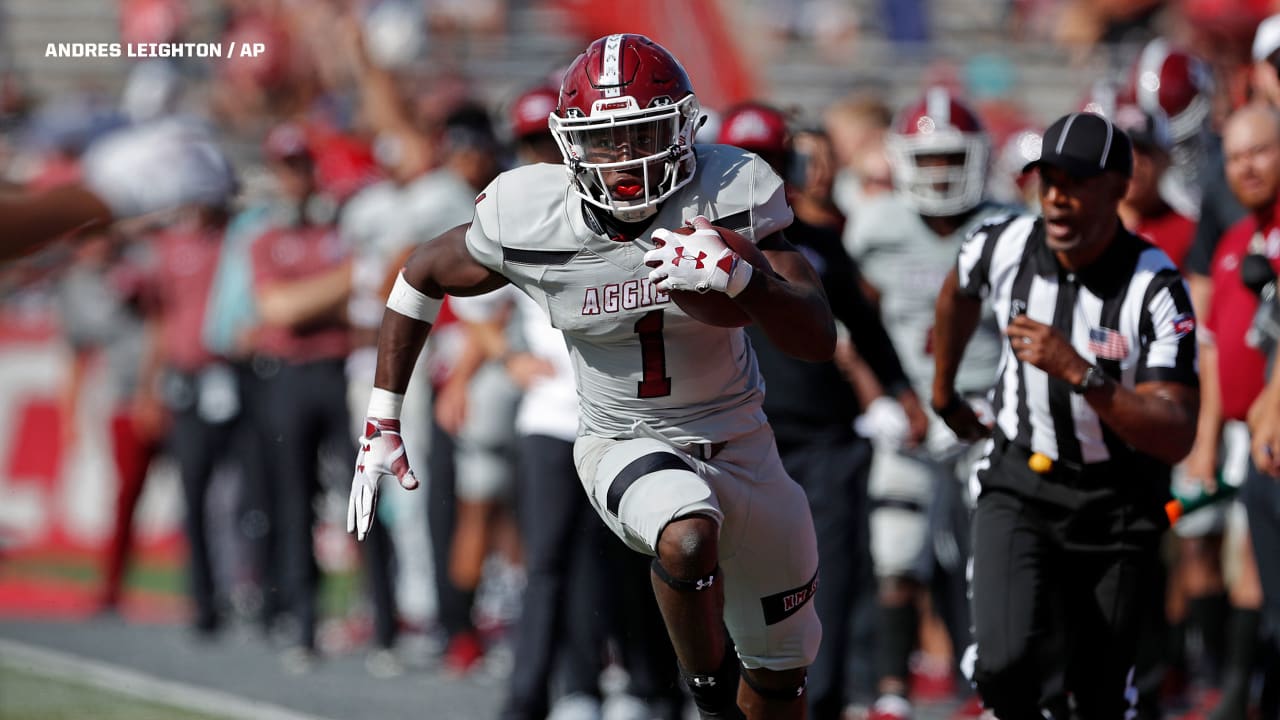 GET TO KNOW: Running back Jason Huntley