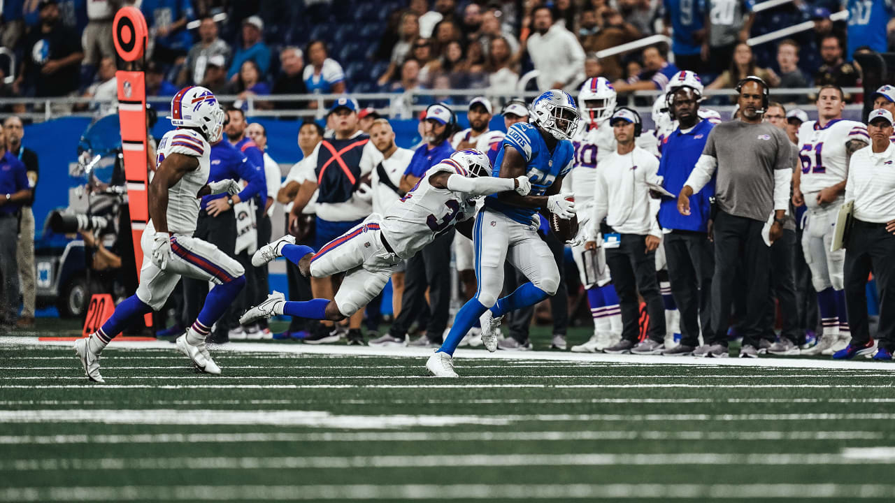 HIGHLIGHT: Blough lofts gorgeous 35-yard bomb to McKinley