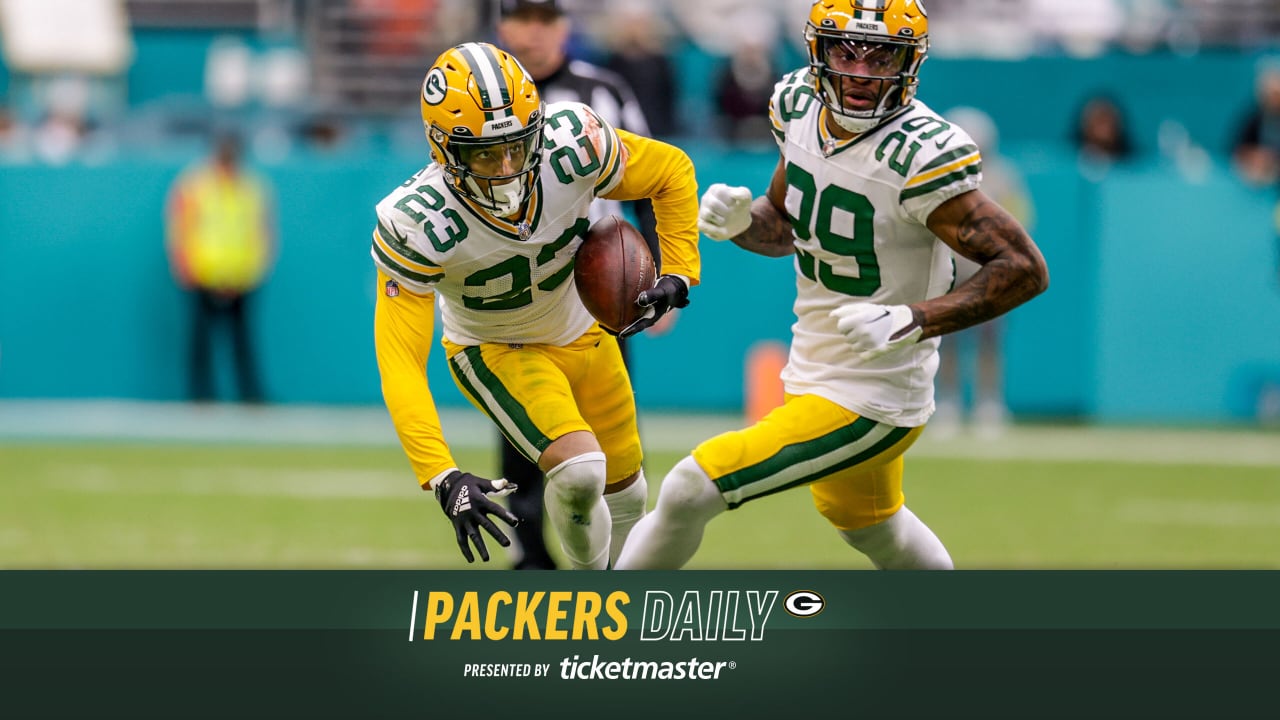 Packers Daily: Under cover