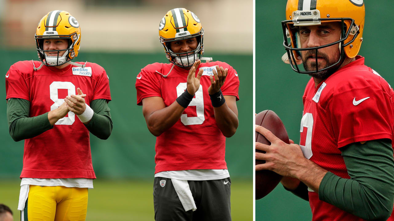 A special welcome back for Aaron Rodgers