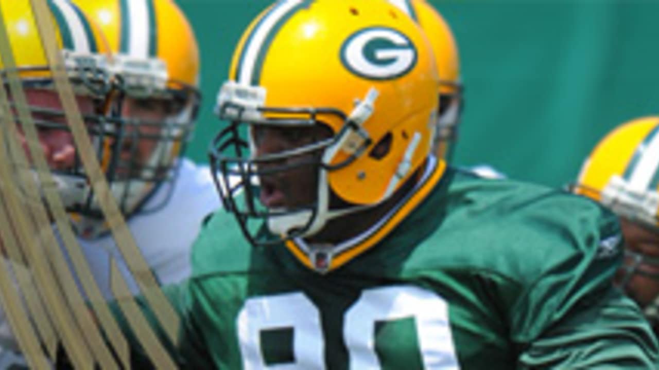 Bj Raji Quotes NFL On CBS B.J. Raji Was MOVING 💨, (🎥: FOX)