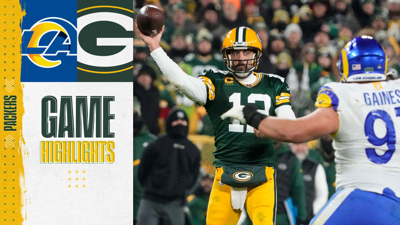 Lambeau barks after 'Big Dog' Marcedes Lewis' first down | Packers vs. Rams