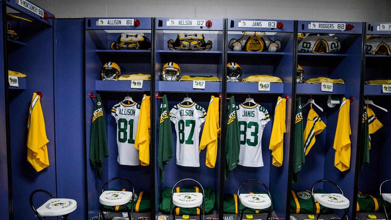 Photos: Packers locker room at Georgia Dome