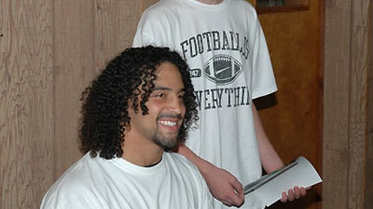 Noah Herron Speaks At Kaukauna Raiders Football Banquet