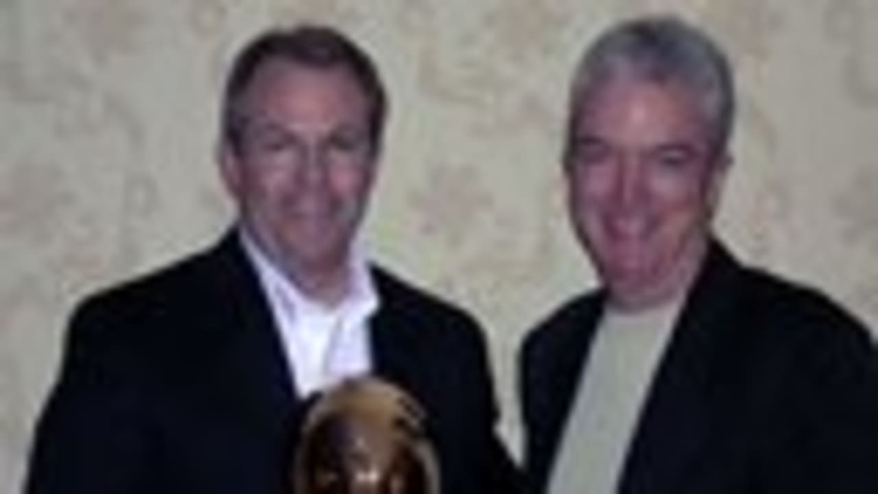 Packers' McKenzie NFL's top physician