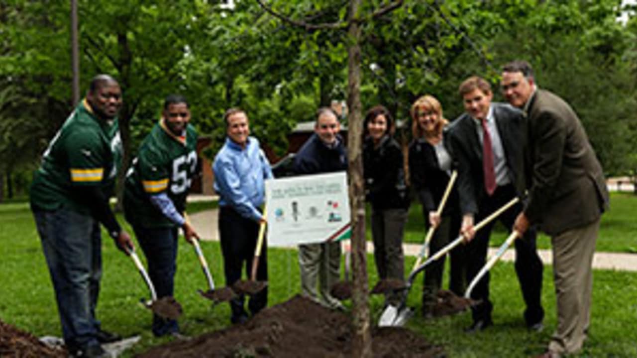 Packers 'First Downs for Trees' plants 477 trees