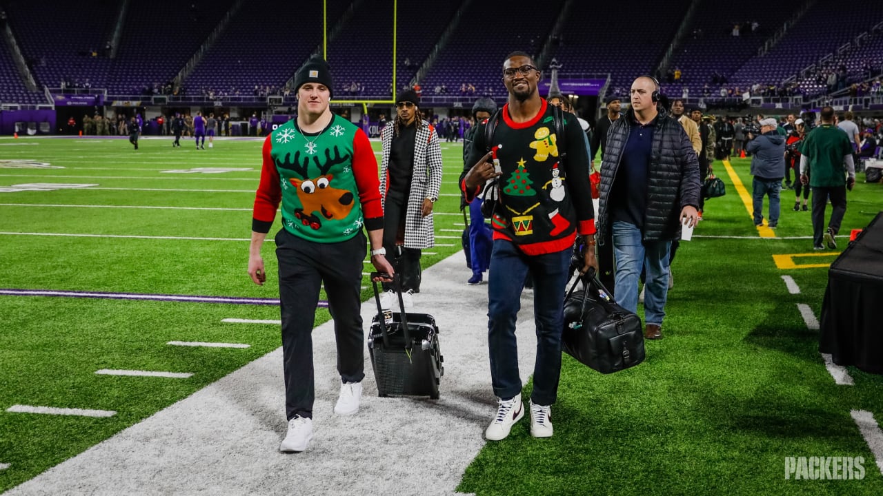 Photos: Packers walk across field at U.S. Bank Stadium