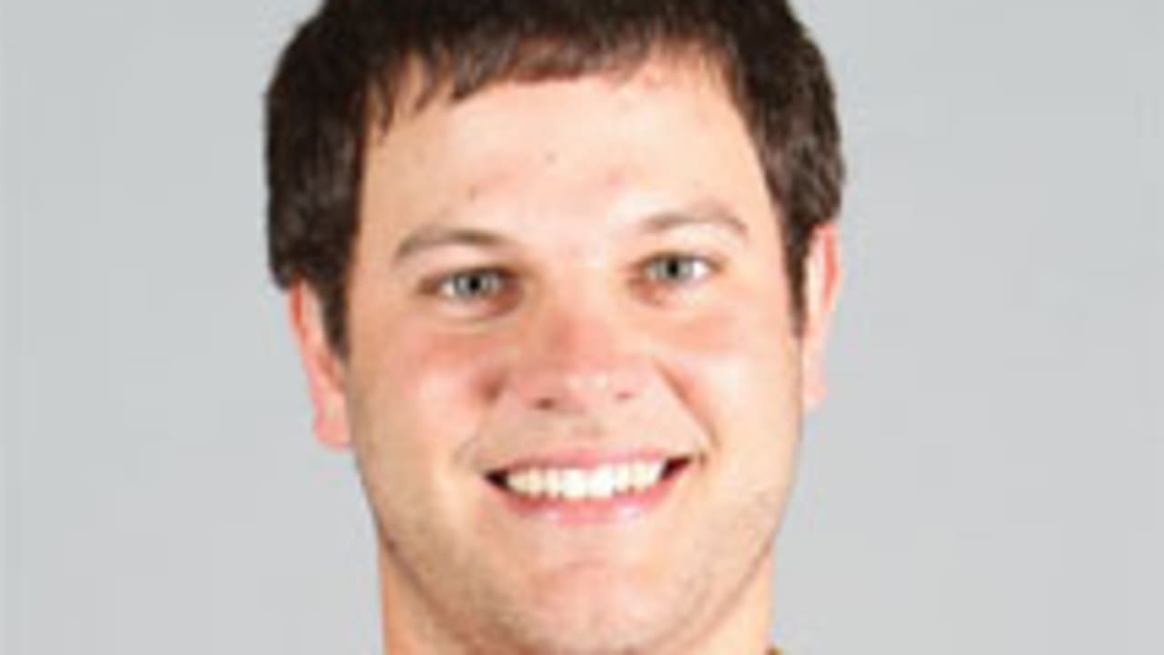 Packers Sign QB Harrell; Release QB Pizzotti