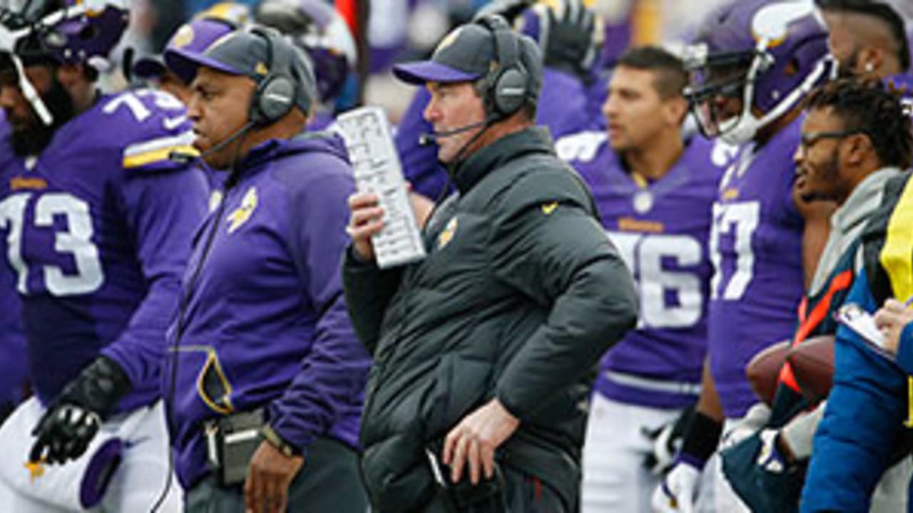 Vikings coach says Packers more physical
