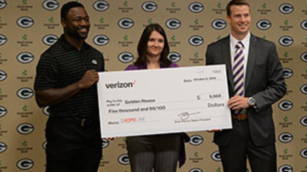 Packers, Verizon Team up for 2015 HopeLine from Verizon campaign for ...