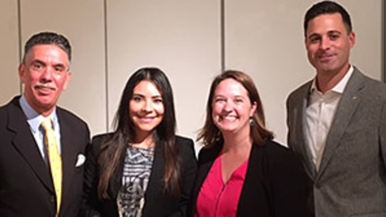 Packers present Griselda Aldrete with Hispanic Heritage Leadership Award