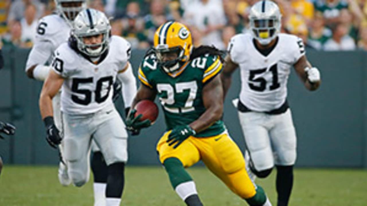 Eddie Lacy powers Packers to 7-3 lead after one
