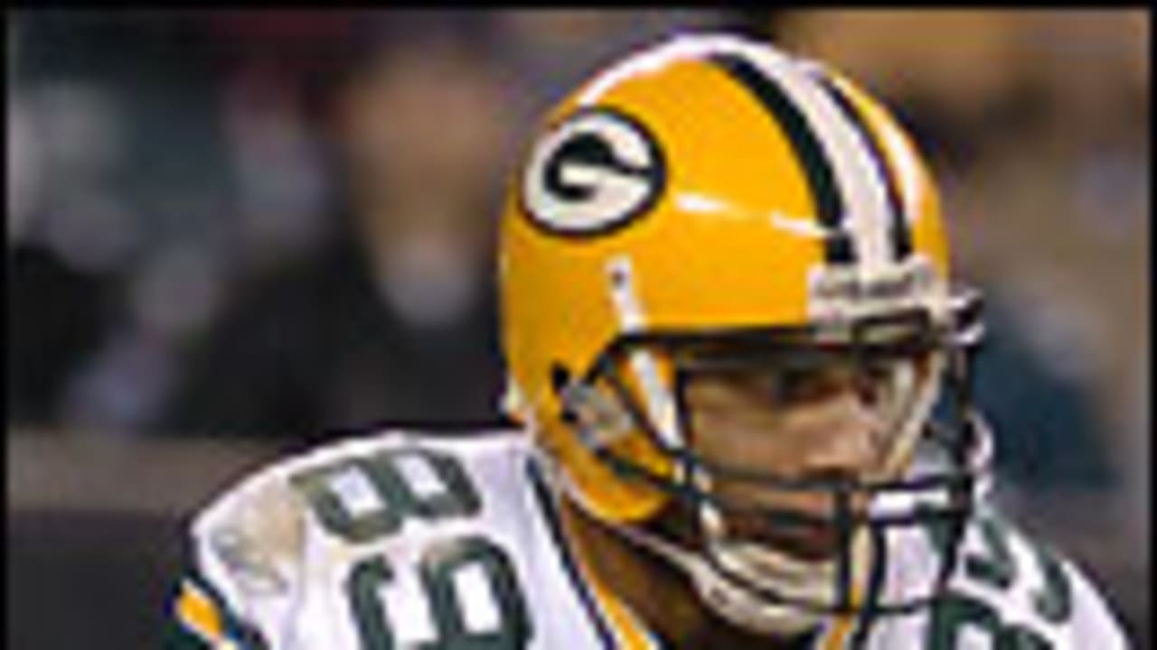 Ferguson Re-Injures Knee During Practice
