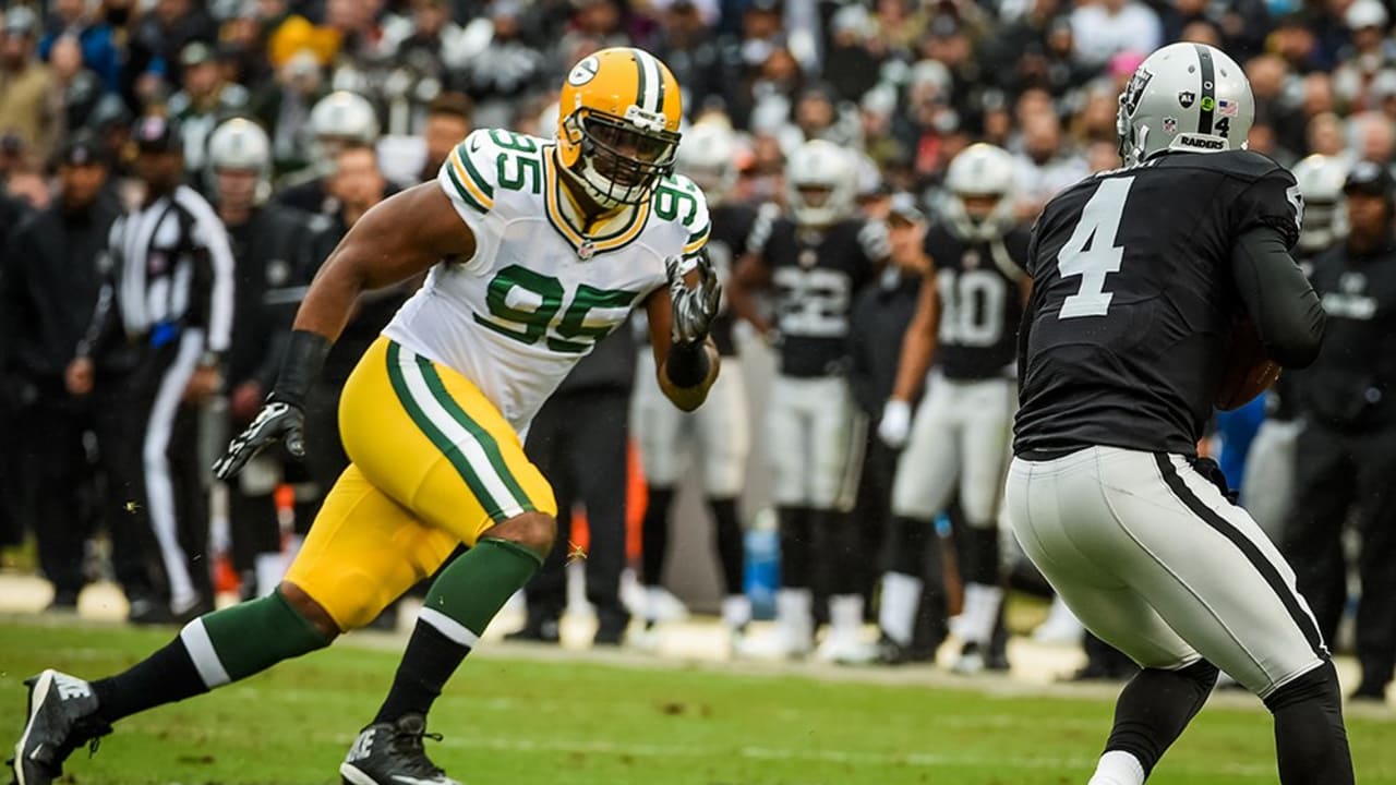 2015 in photos: DE Datone Jones