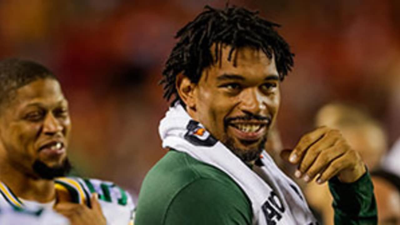 Clay Matthews, Julius Peppers ready to focus on football