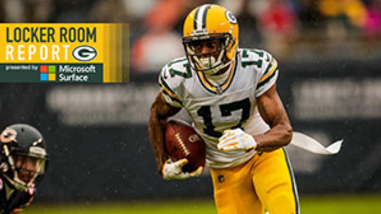 Passing game comes through for Packers in Chicago