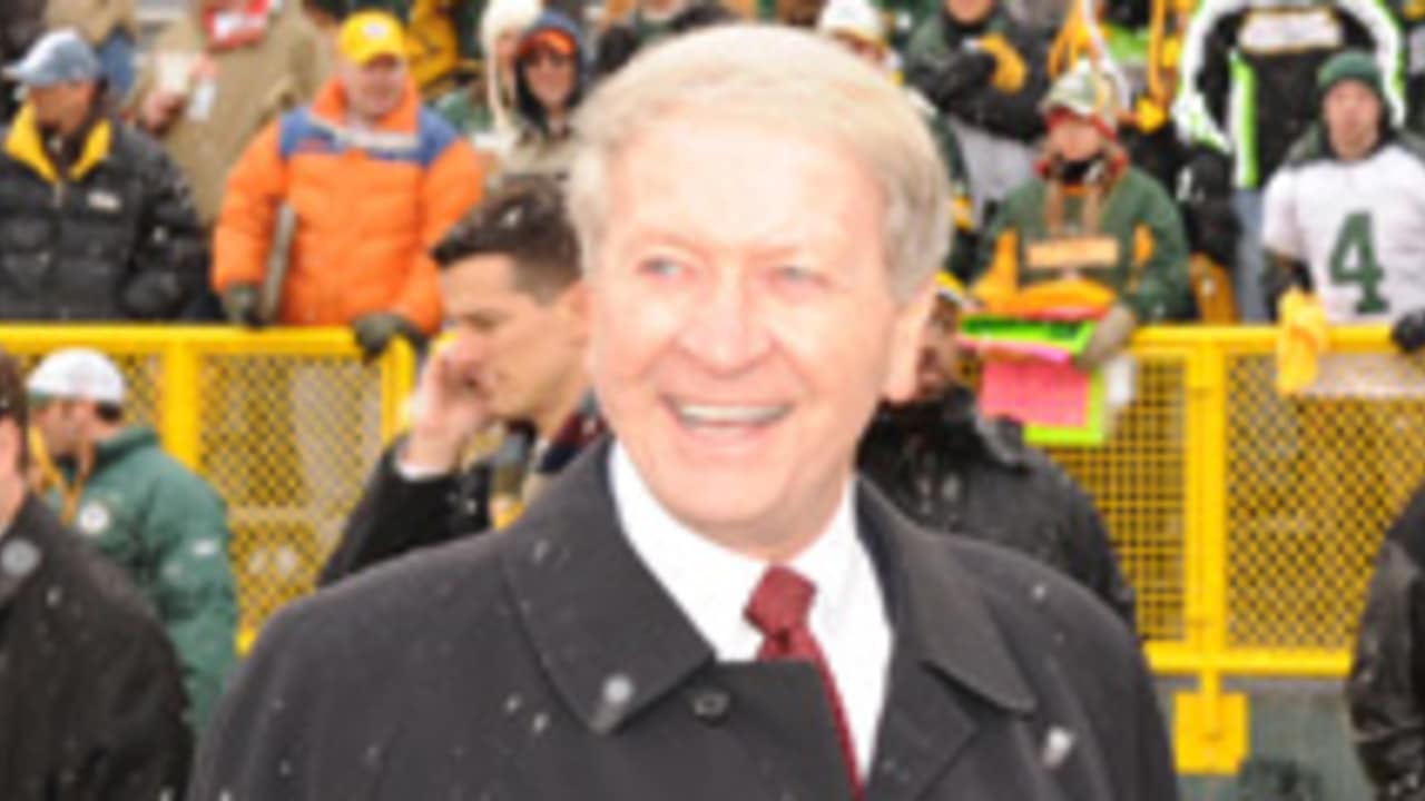 Harlan Honored By Wisconsin Hall Induction