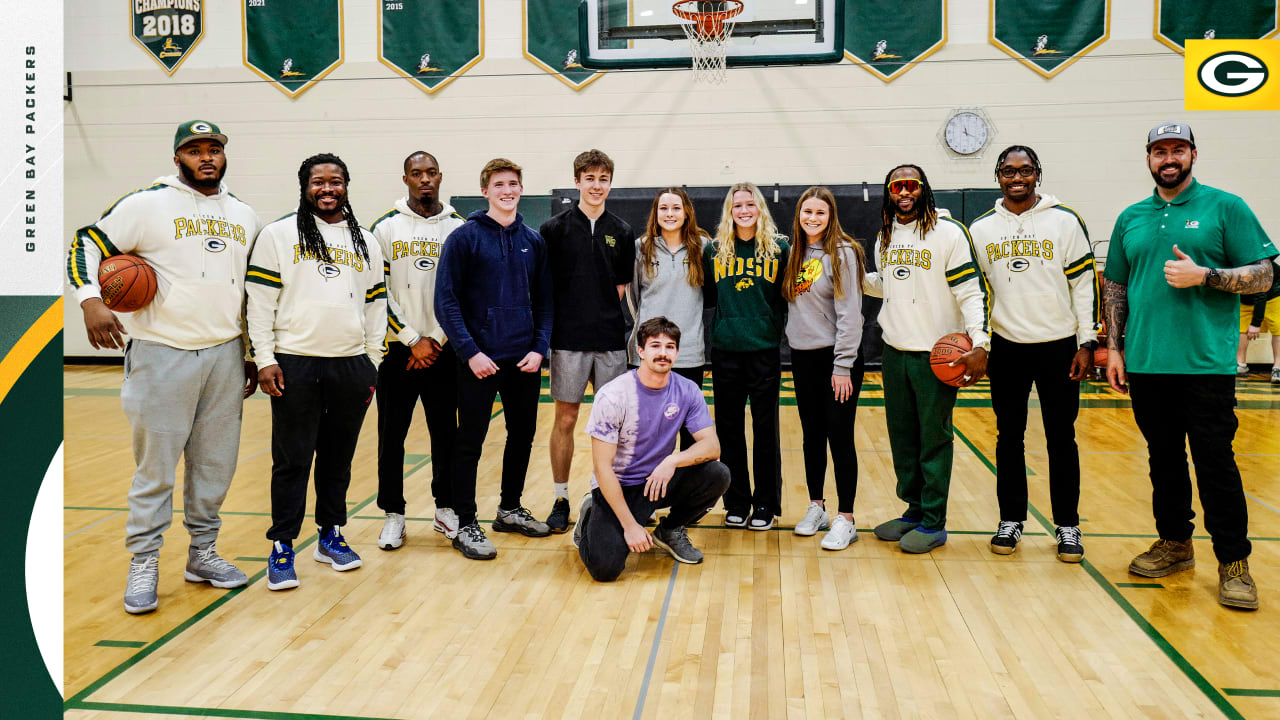 Tailgate Tour takes off to celebrate Packers fans