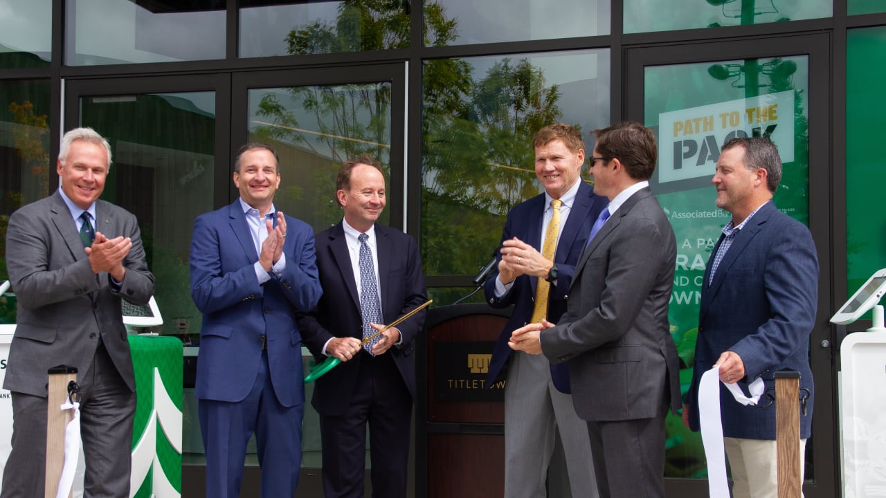 Associated Bank opens new one-of-a-kind, experiential branch in Titletown