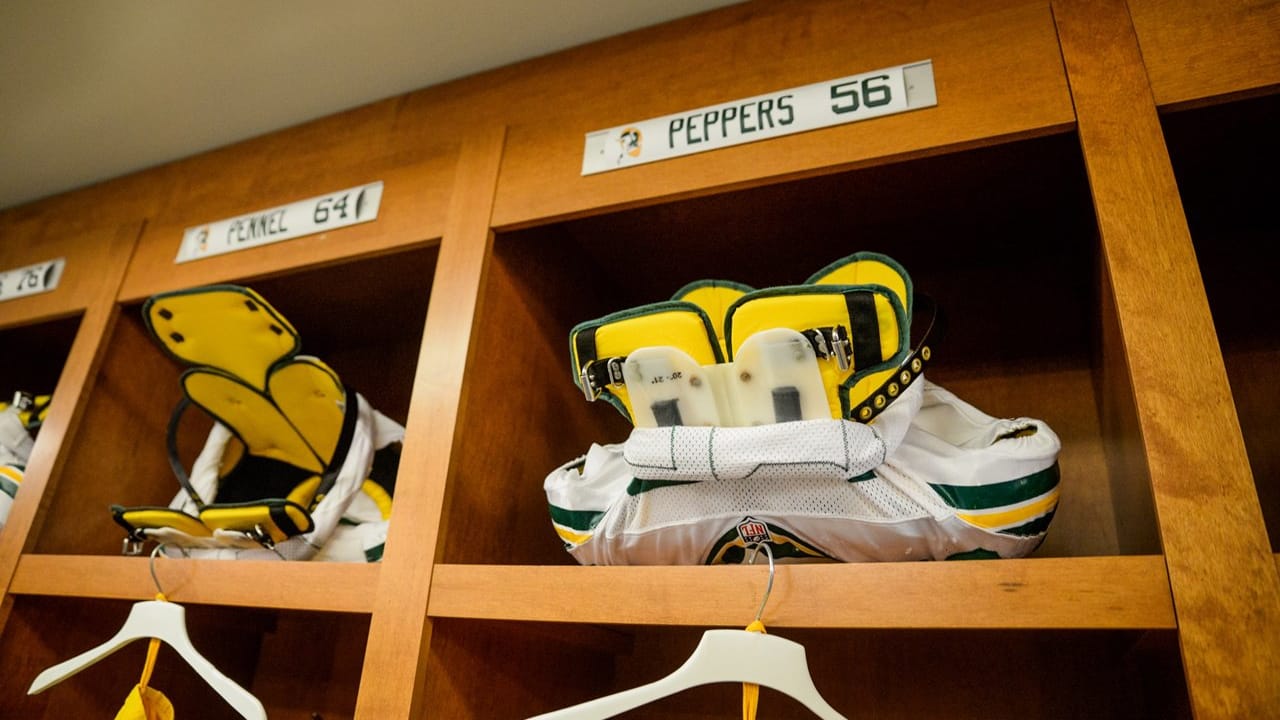 Packers set up locker room in Detroit