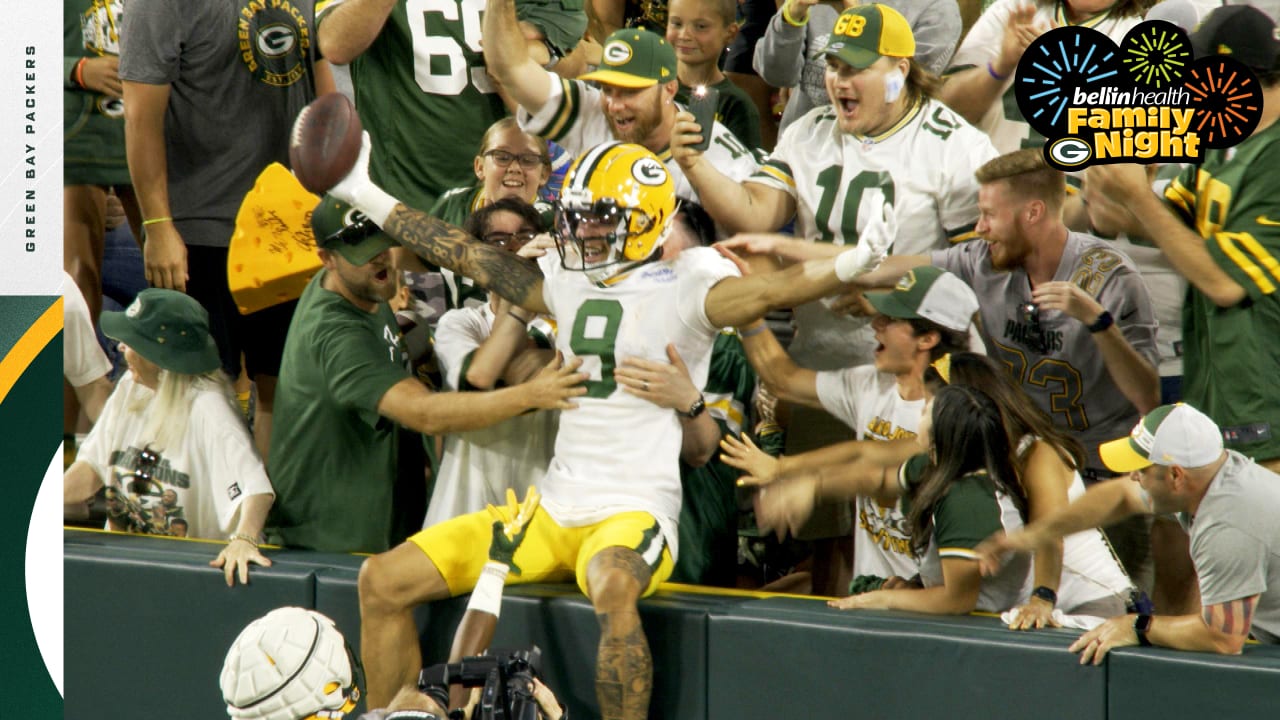 Christian Watson goes UP for a TD grab to close out practice | Packers ...