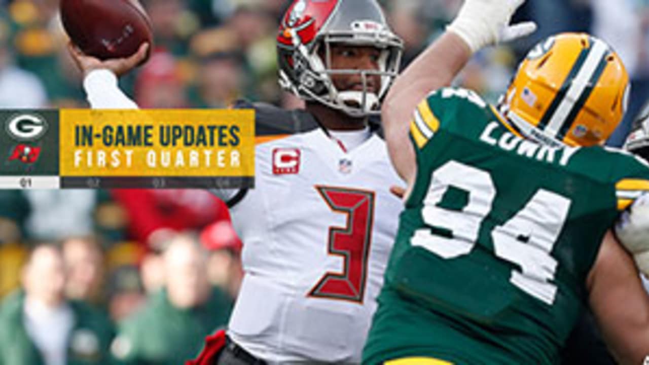 Bucs lead Packers 7-3 after one