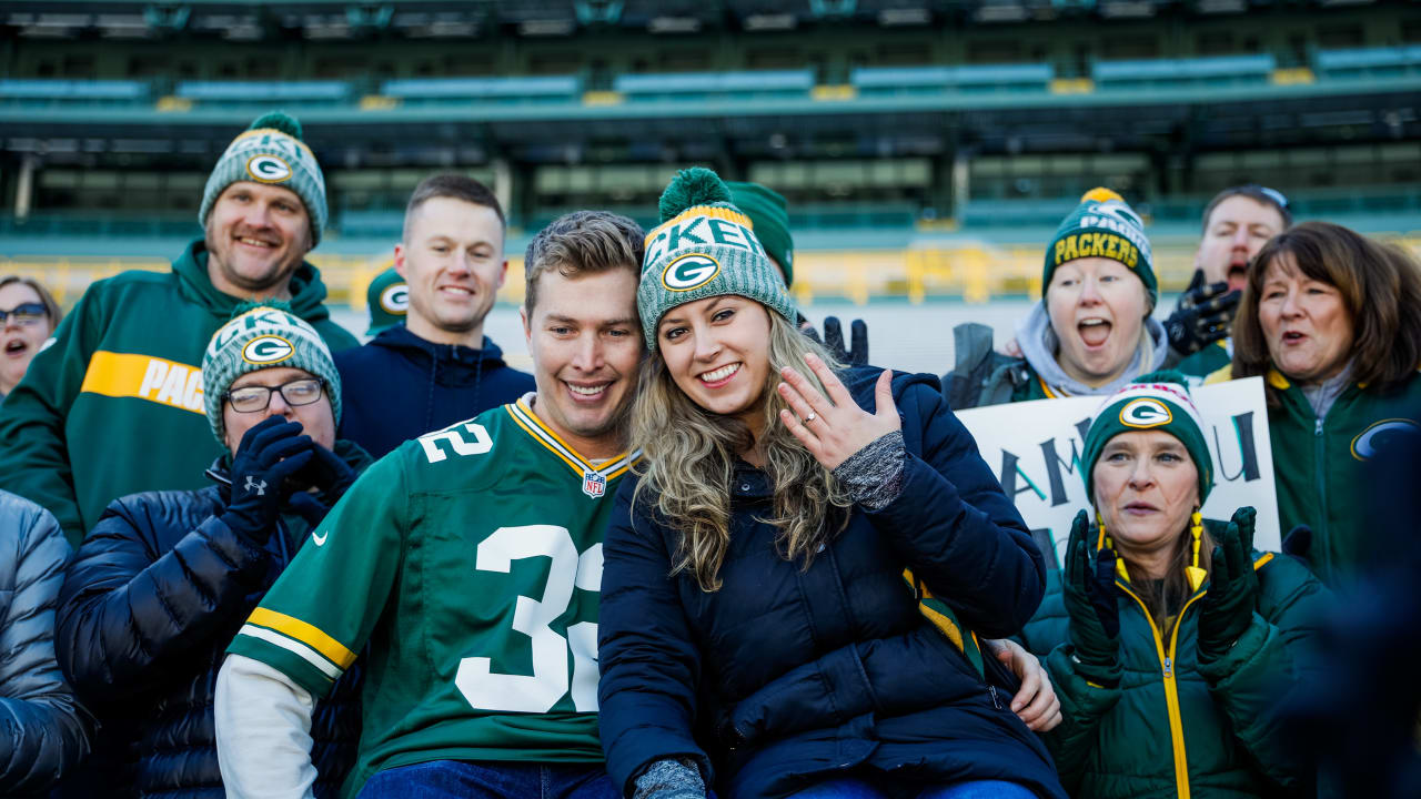Packers fans celebrate Leap Day at Lambeau Field