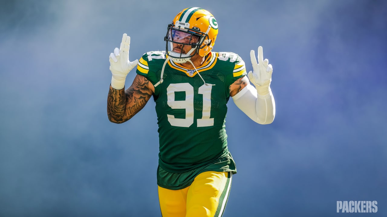 Best photos from Preston Smith's 12-sack season